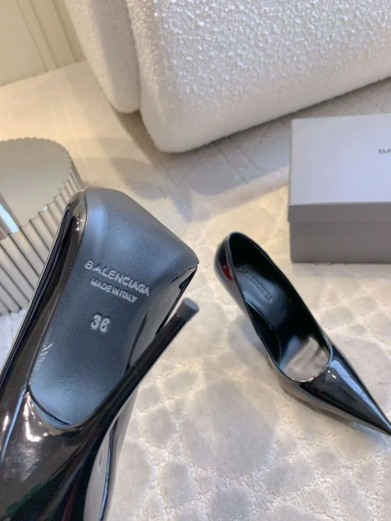 Accurate model Balenciaga Heeled Shoes