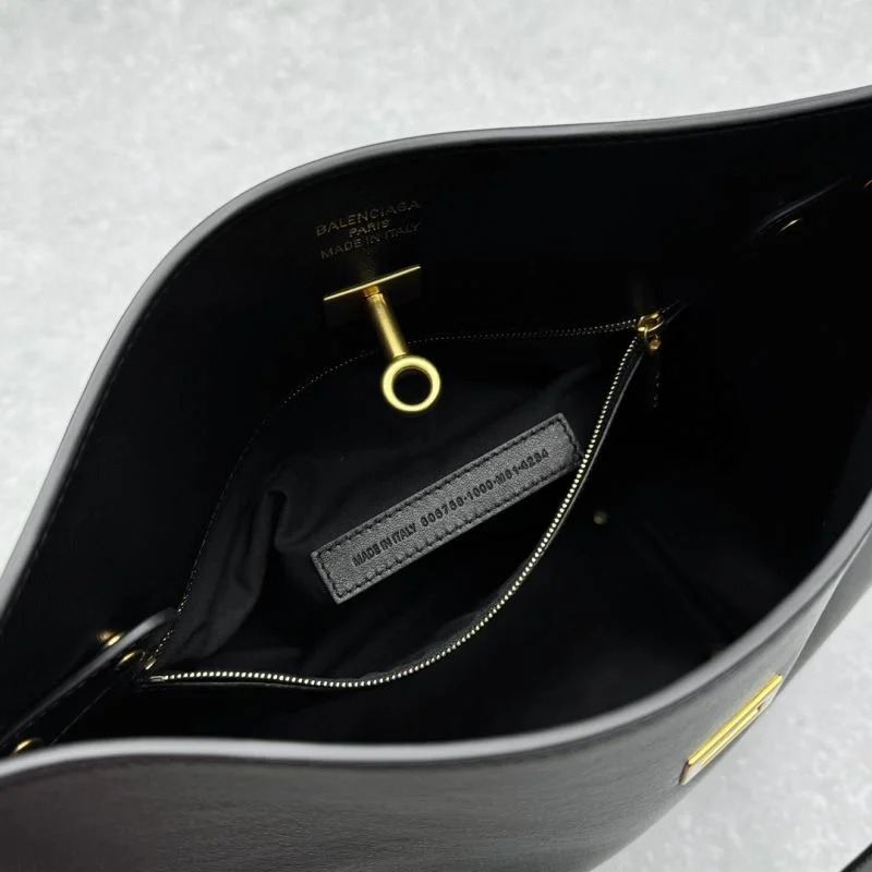 Cut-rate Balenciaga Hobo Bags