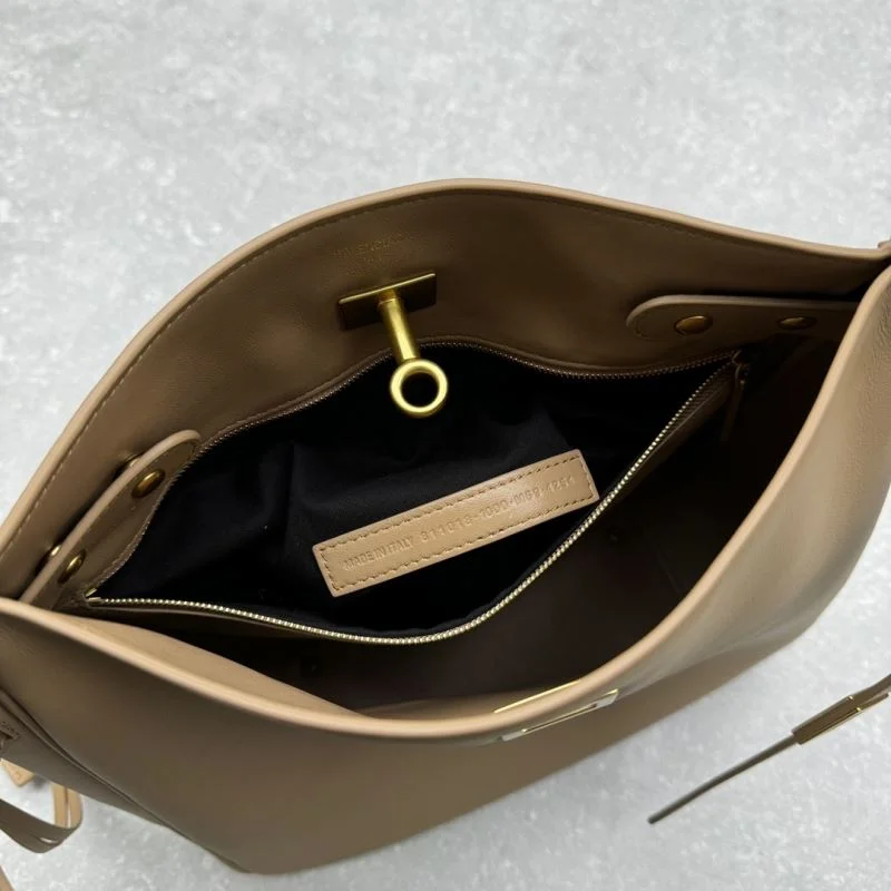 Cut-rate Balenciaga Hobo Bags