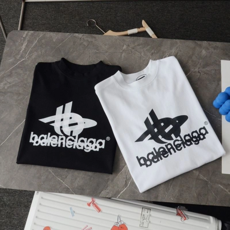 Accurate model Balenciaga Hoodies
