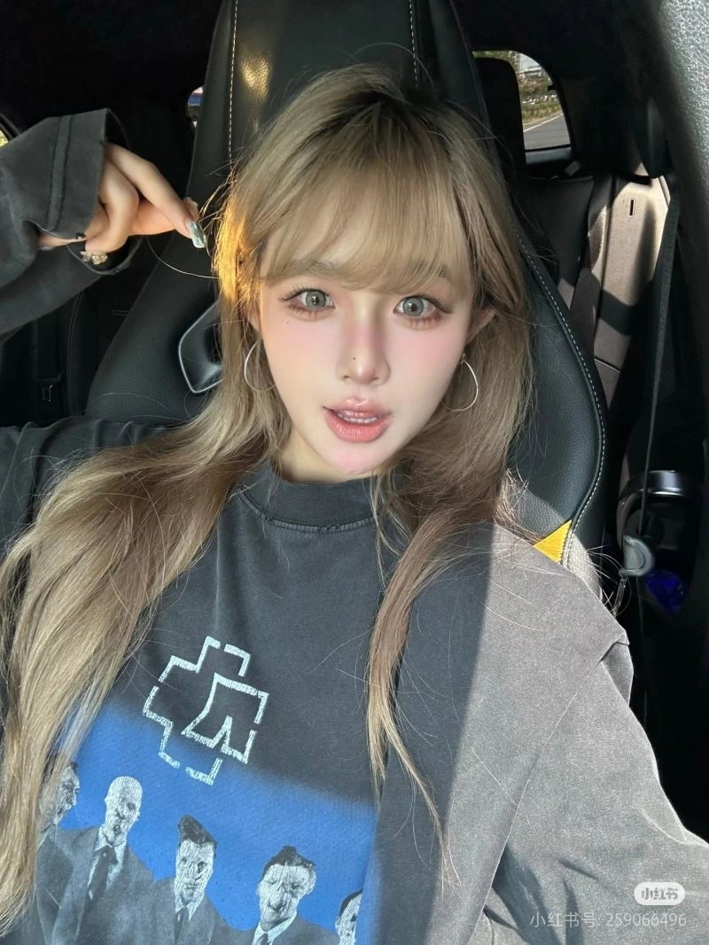 Accurate model Balenciaga Hoodies