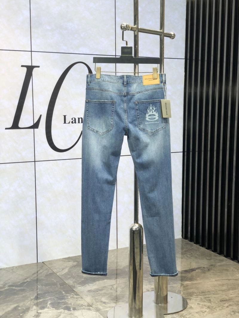 Accurate model Balenciaga Jeans