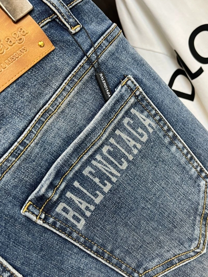 Top match Balenciaga Jeans