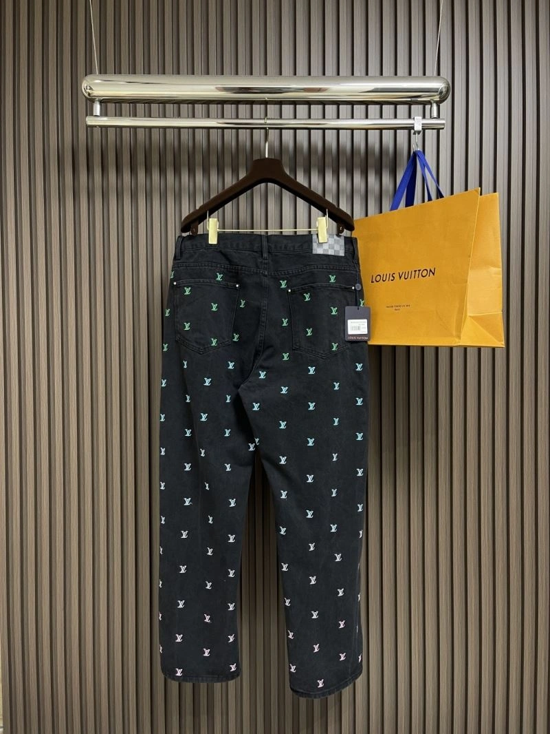 Top match Balenciaga Jeans