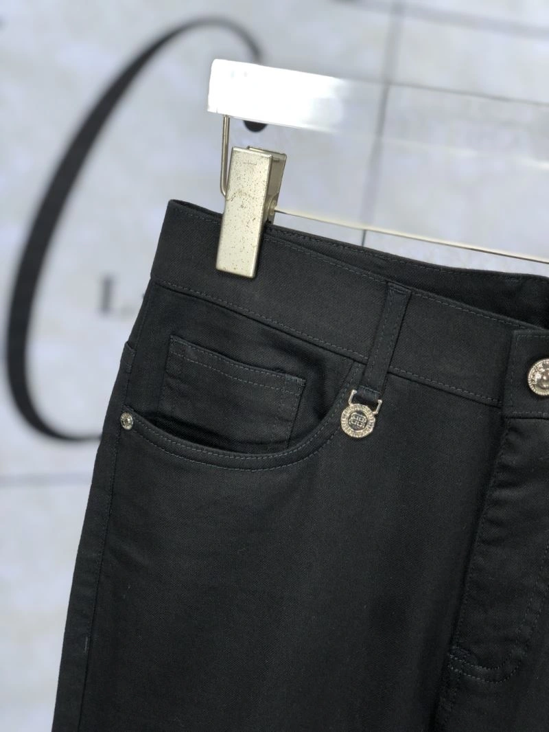 Low-cost Balenciaga Jeans