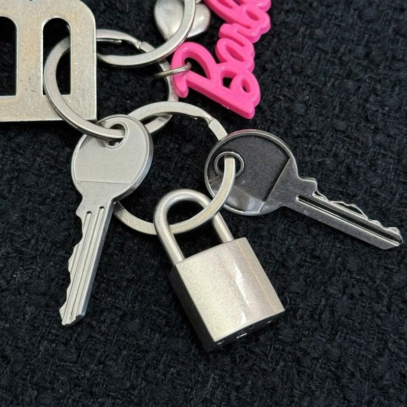 1:1 copy Balenciaga Keychains