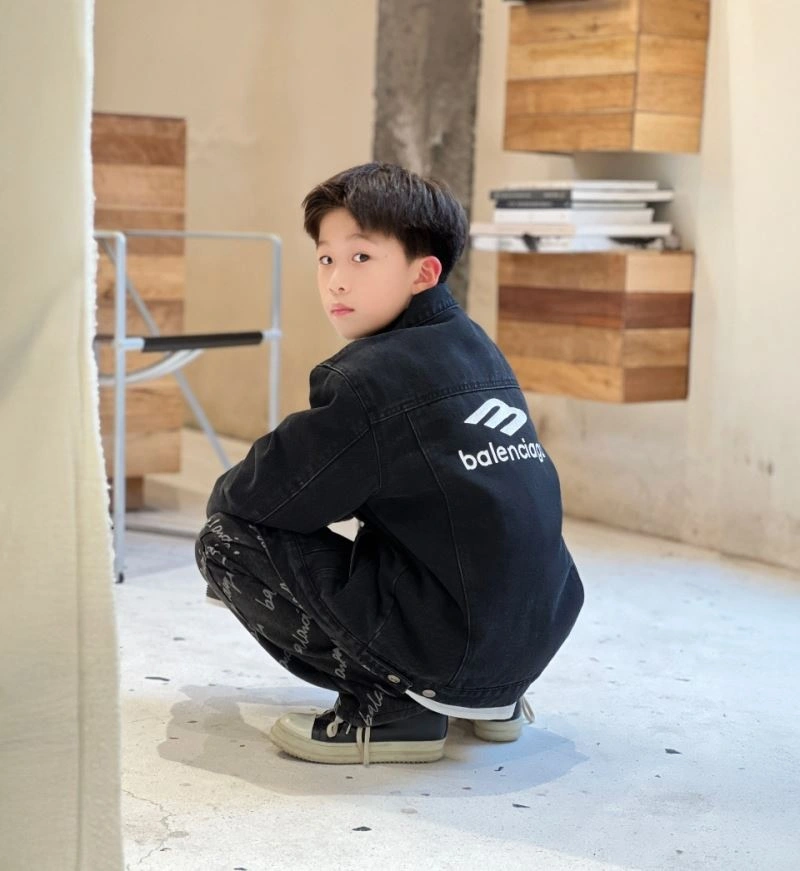 Discounted Balenciaga Kids