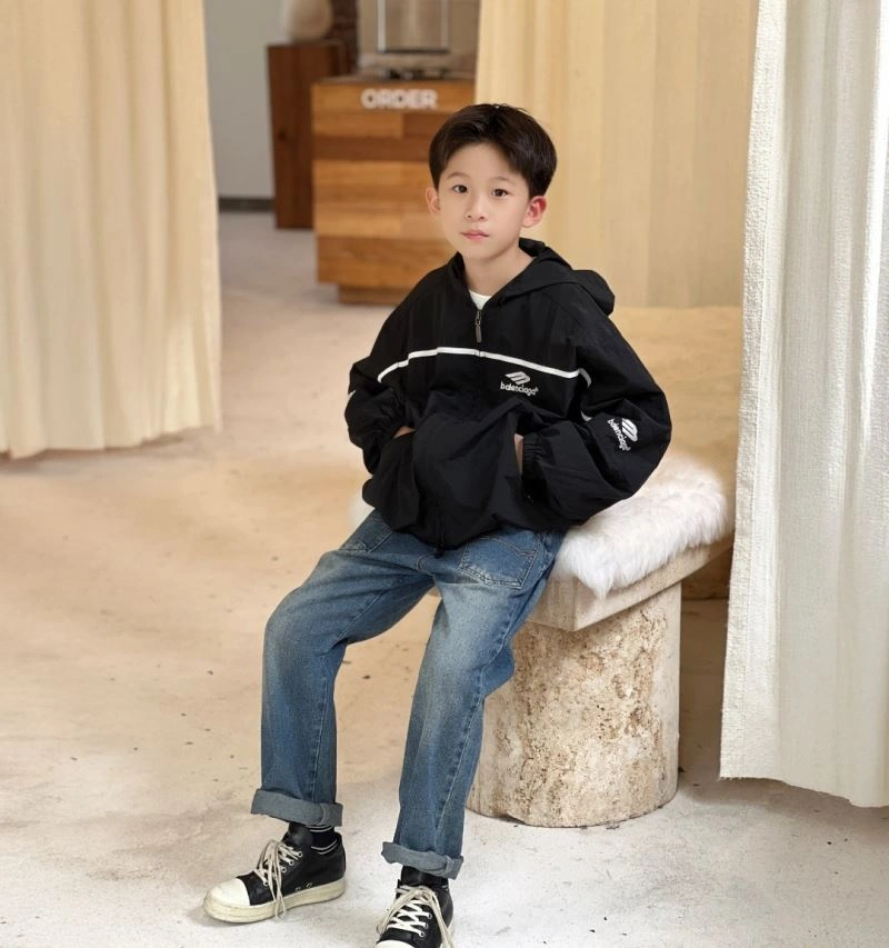 Bargain Balenciaga Kids