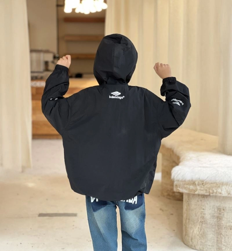 Bargain Balenciaga Kids