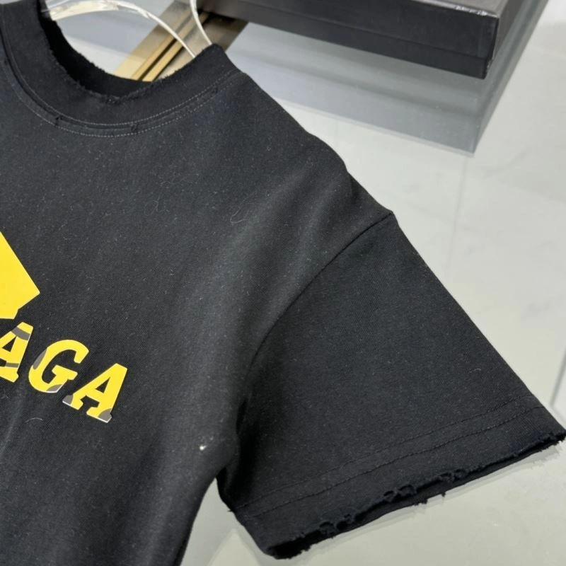 Low-cost Balenciaga Kids