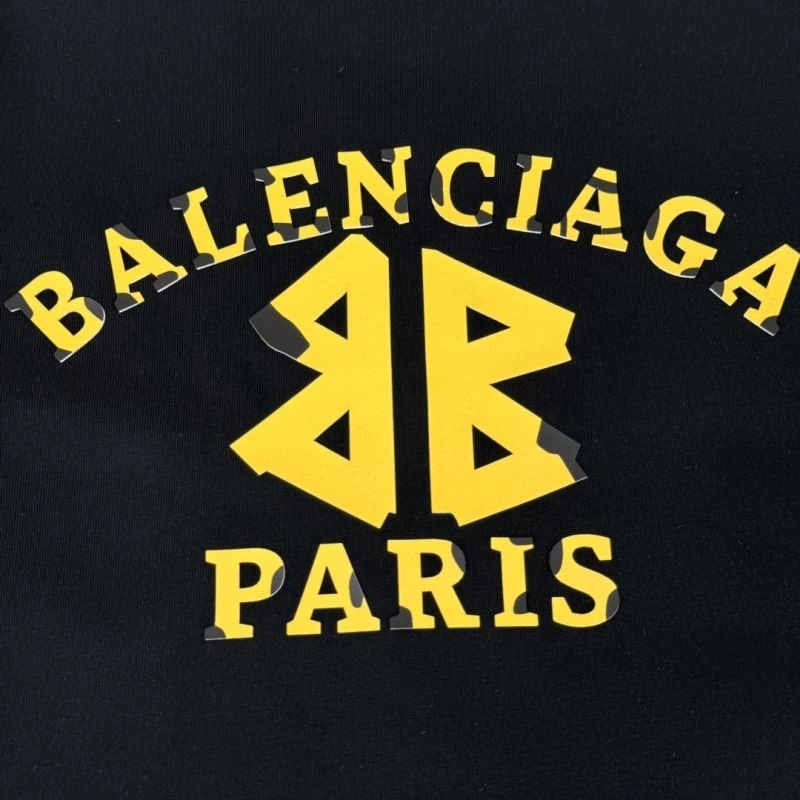 Low-cost Balenciaga Kids