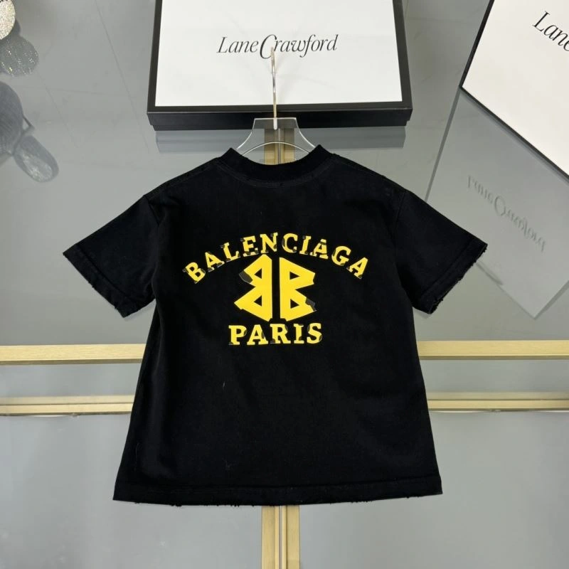 Low-cost Balenciaga Kids