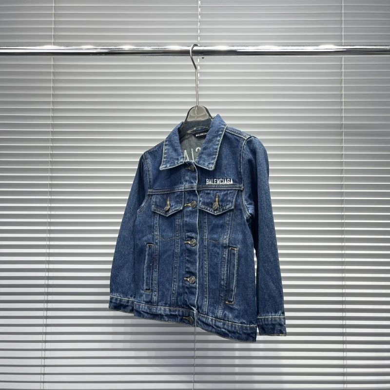 Accurate model Balenciaga Kids
