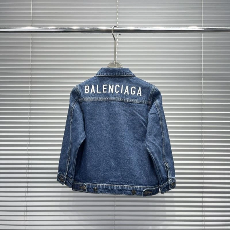 Accurate model Balenciaga Kids