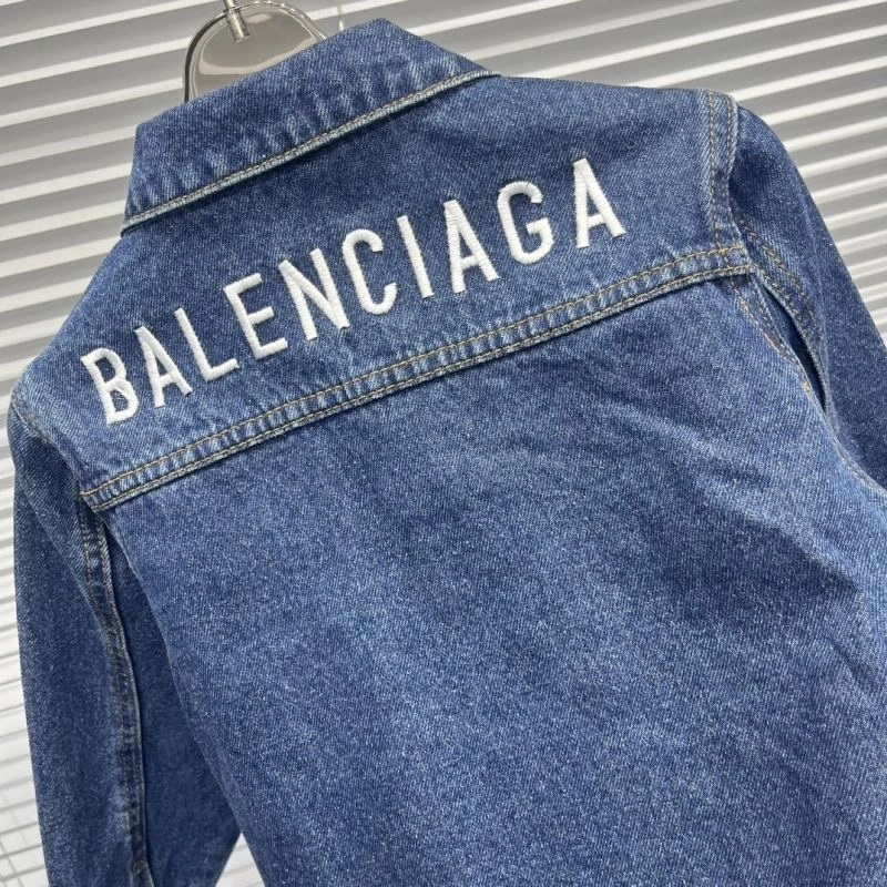 Accurate model Balenciaga Kids