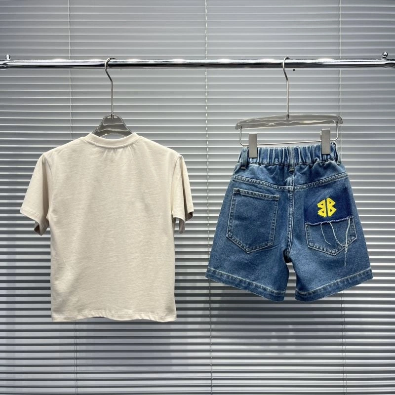 Top match Balenciaga Kids