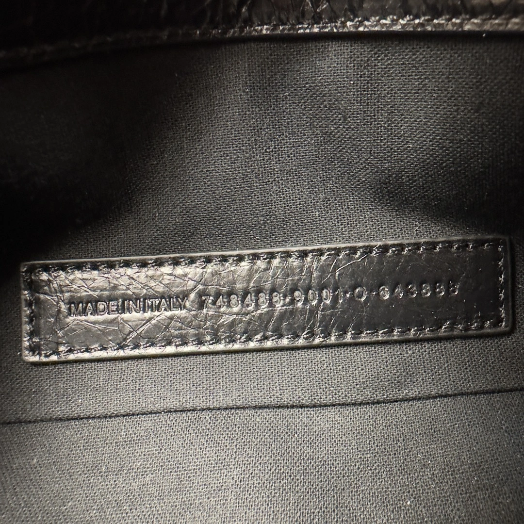 Top mirror Balenciaga Le Cagole Small Sling Bag - Practical Italian Lambskin