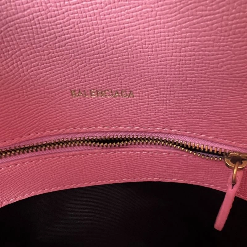 Bargain Balenciaga Limited Edition Oversized Letter Shell Bag - S Size