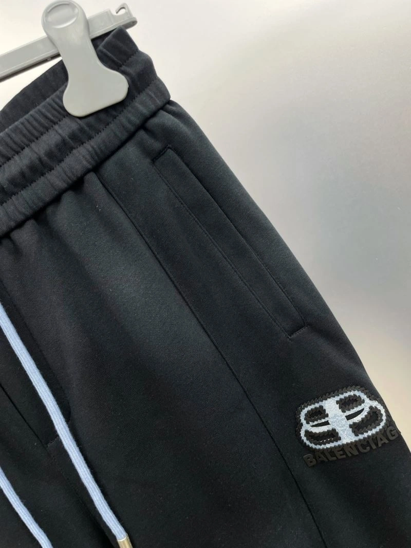 Accurate model Balenciaga Long Pants