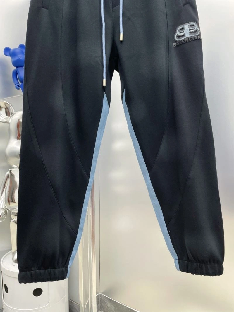 Accurate model Balenciaga Long Pants