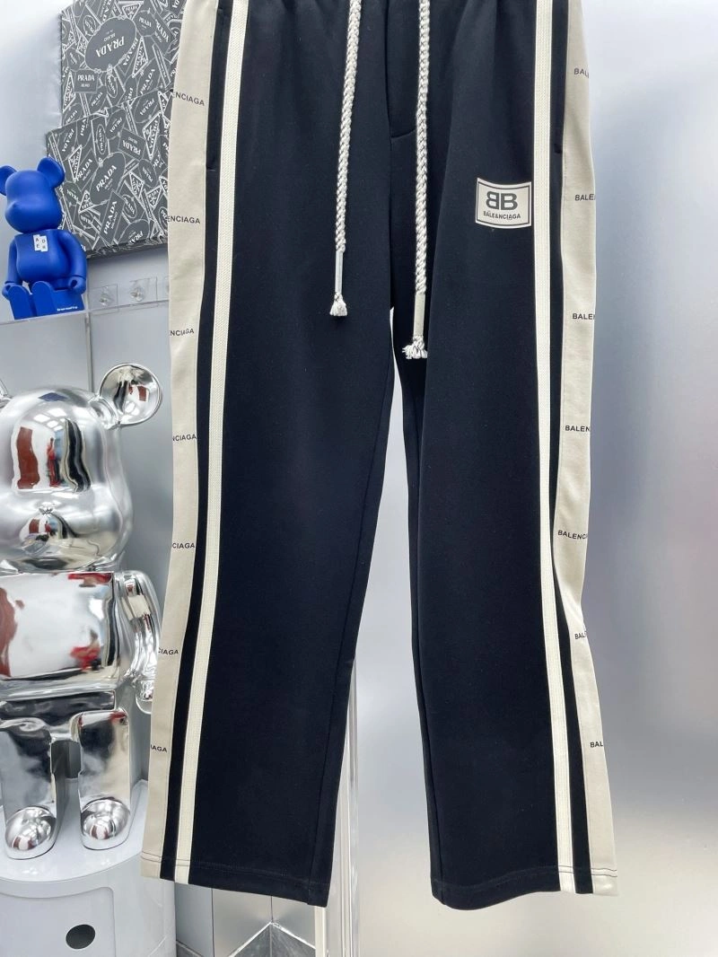 Accurate model Balenciaga Long Pants