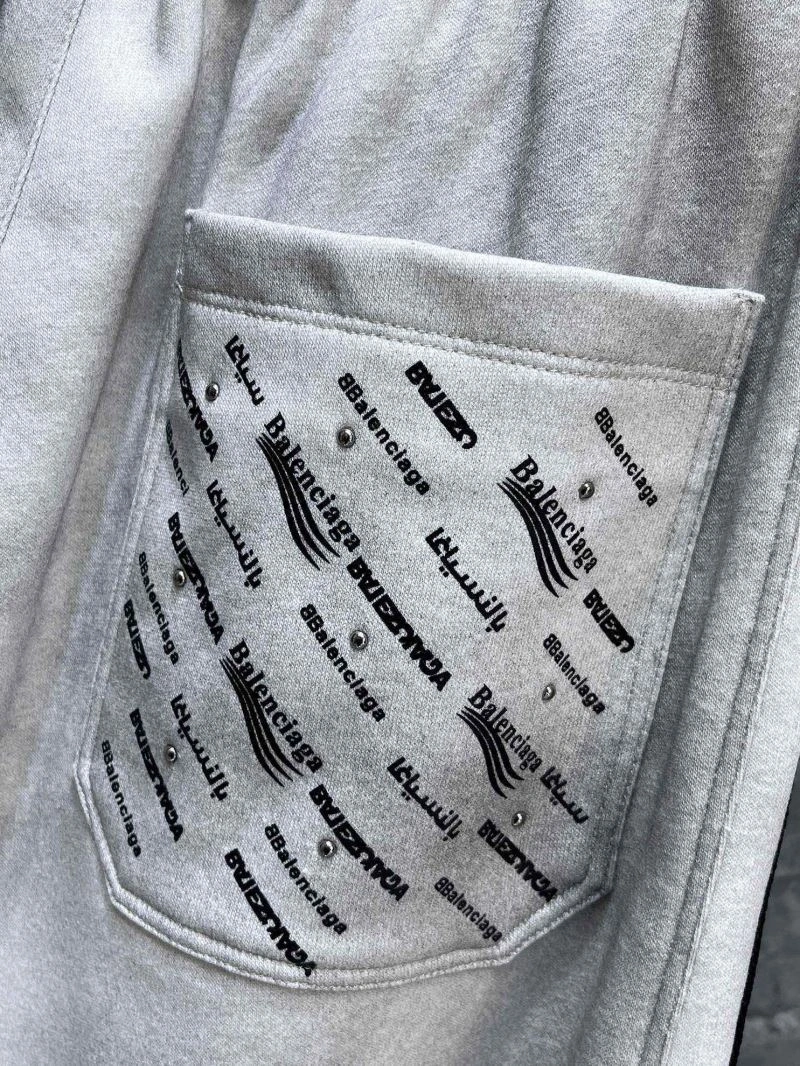 Accurate model Balenciaga Long Pants