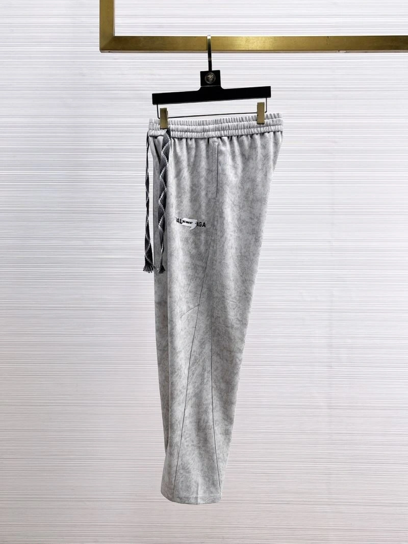 Accurate model Balenciaga Long Pants