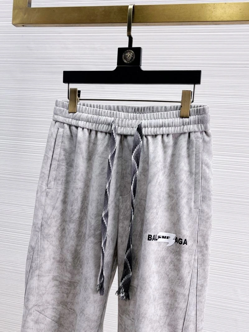 Accurate model Balenciaga Long Pants