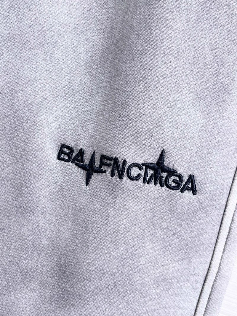 Accurate model Balenciaga Long Pants