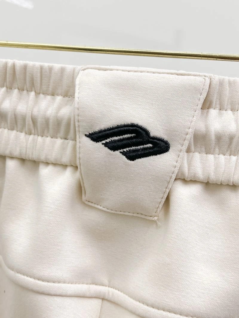 Value-priced Balenciaga Long Pants