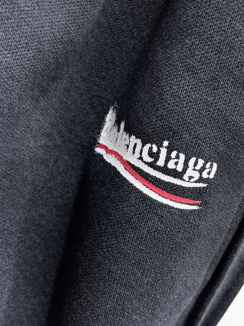 Accurate model Balenciaga Long Pants