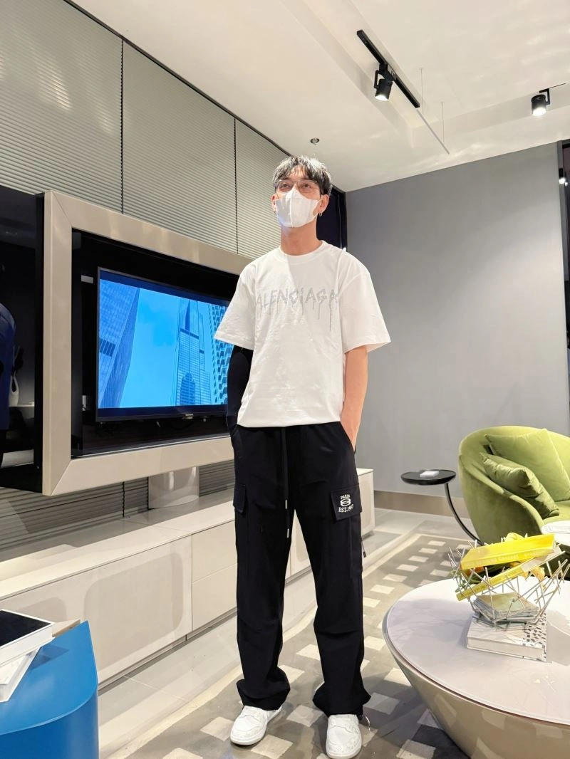 Value-priced Balenciaga Long Pants