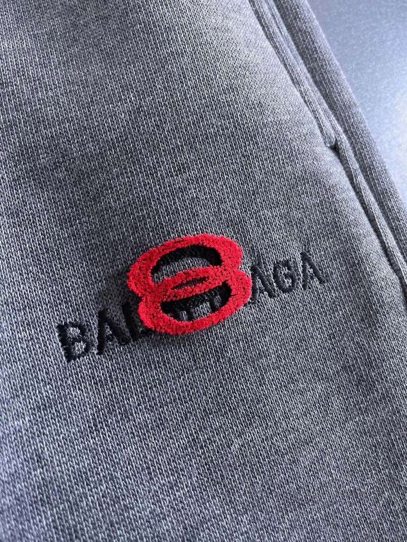 Accurate model Balenciaga Long Pants