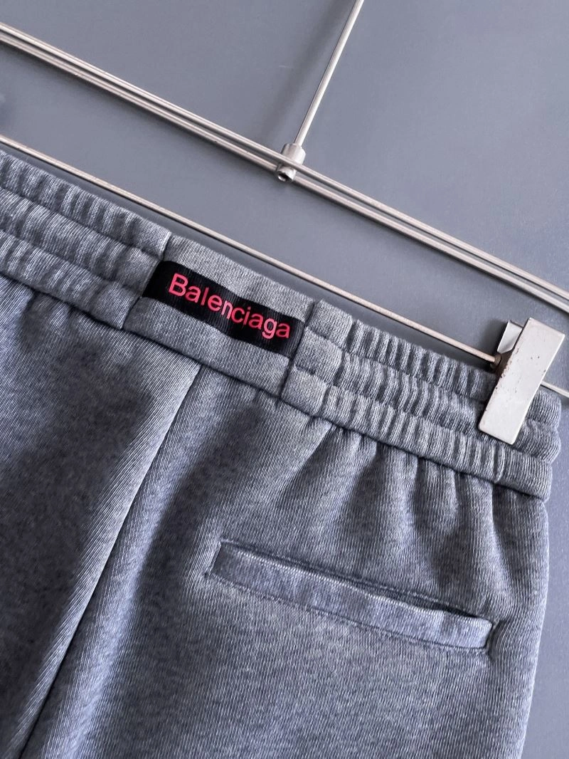 Accurate model Balenciaga Long Pants