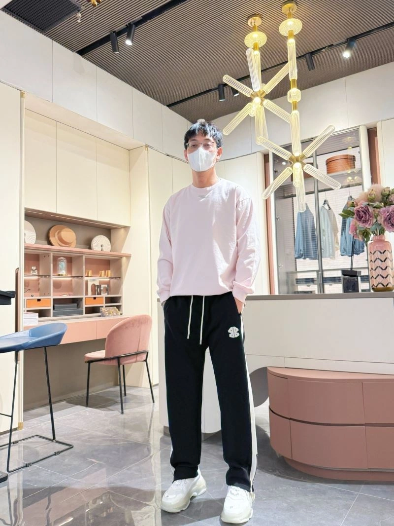 Value-priced Balenciaga Long Pants