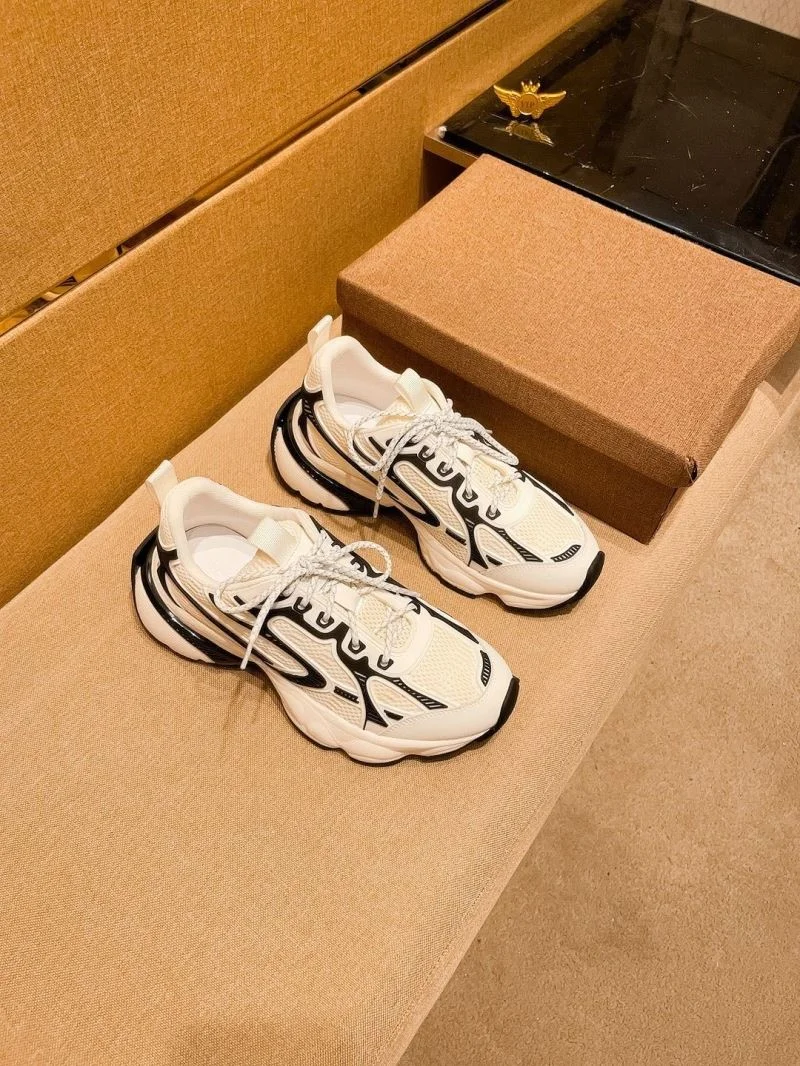 Reasonably priced Balenciaga Low Shoes