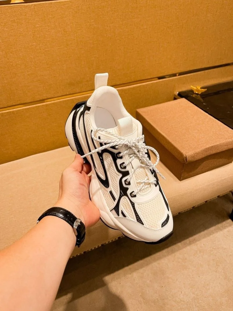 Reasonably priced Balenciaga Low Shoes
