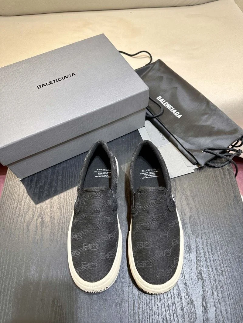 Balenciaga Low Shoes
