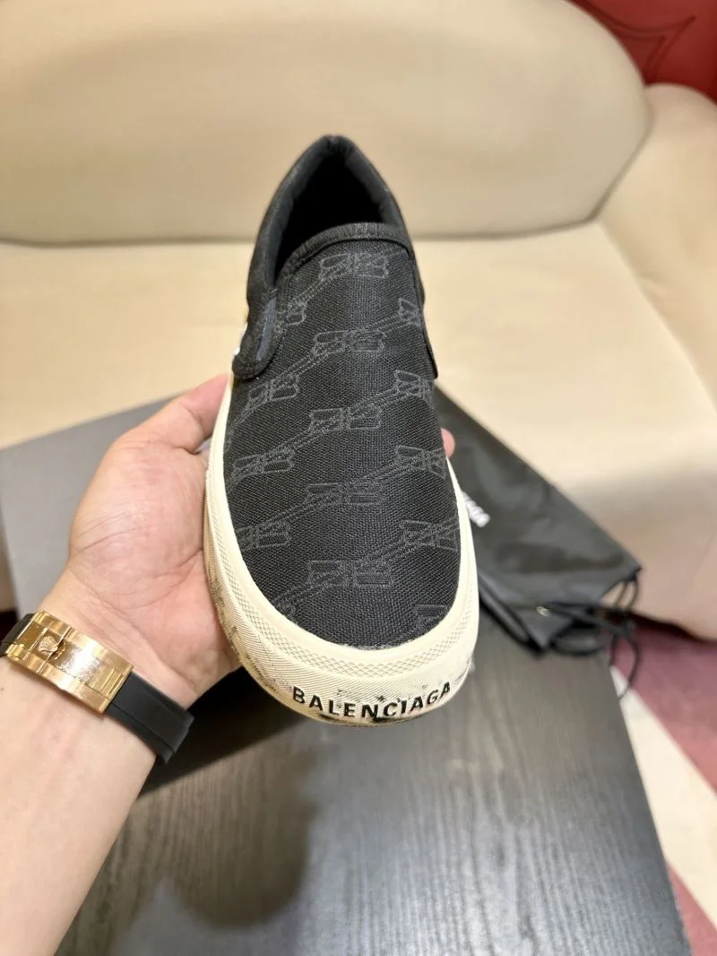 Factory-made Balenciaga Low Shoes