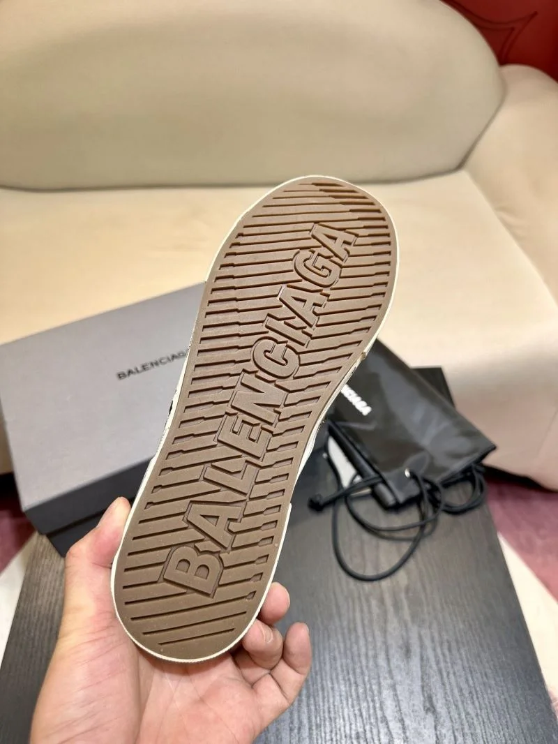 Brand-authenticated Balenciaga Low Shoes