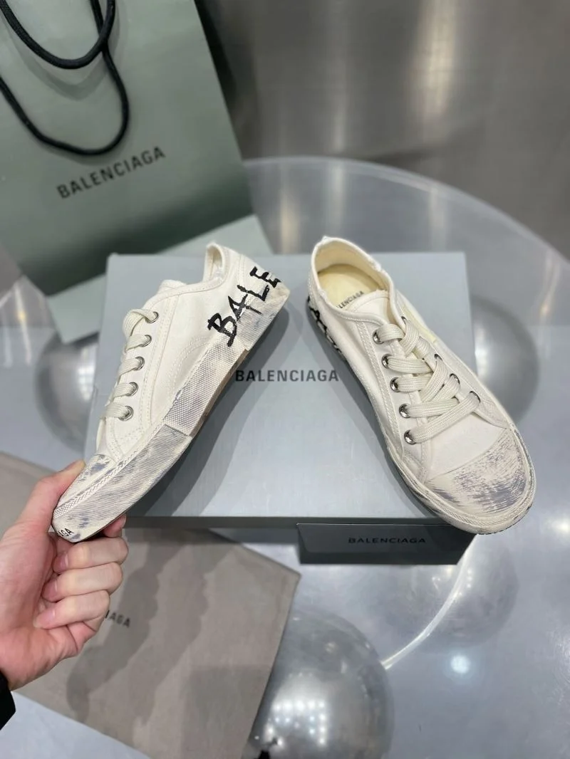 Inexpensive Balenciaga Low Shoes