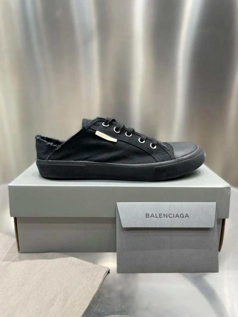 Balenciaga Low Shoes