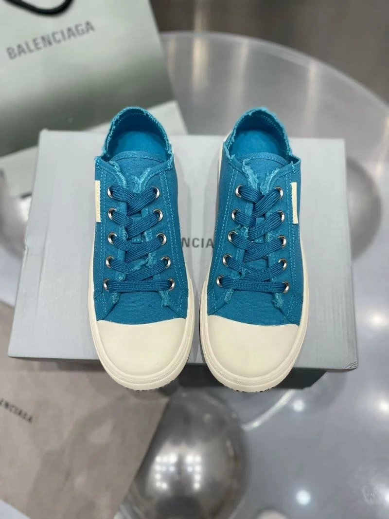 Accurate model Balenciaga Low Shoes