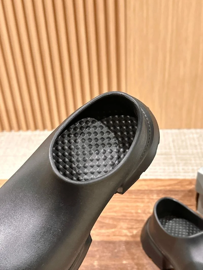 OEM Balenciaga Low Shoes