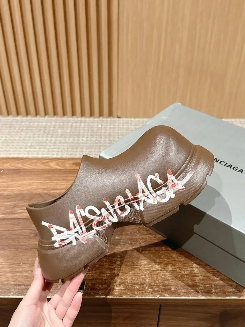 Brand-original Balenciaga Low Shoes