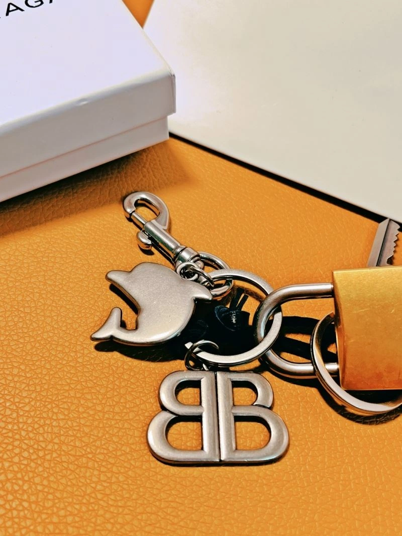 Exact replica Balenciaga Luxe Gold Keychain a Elegant Accessory for Style