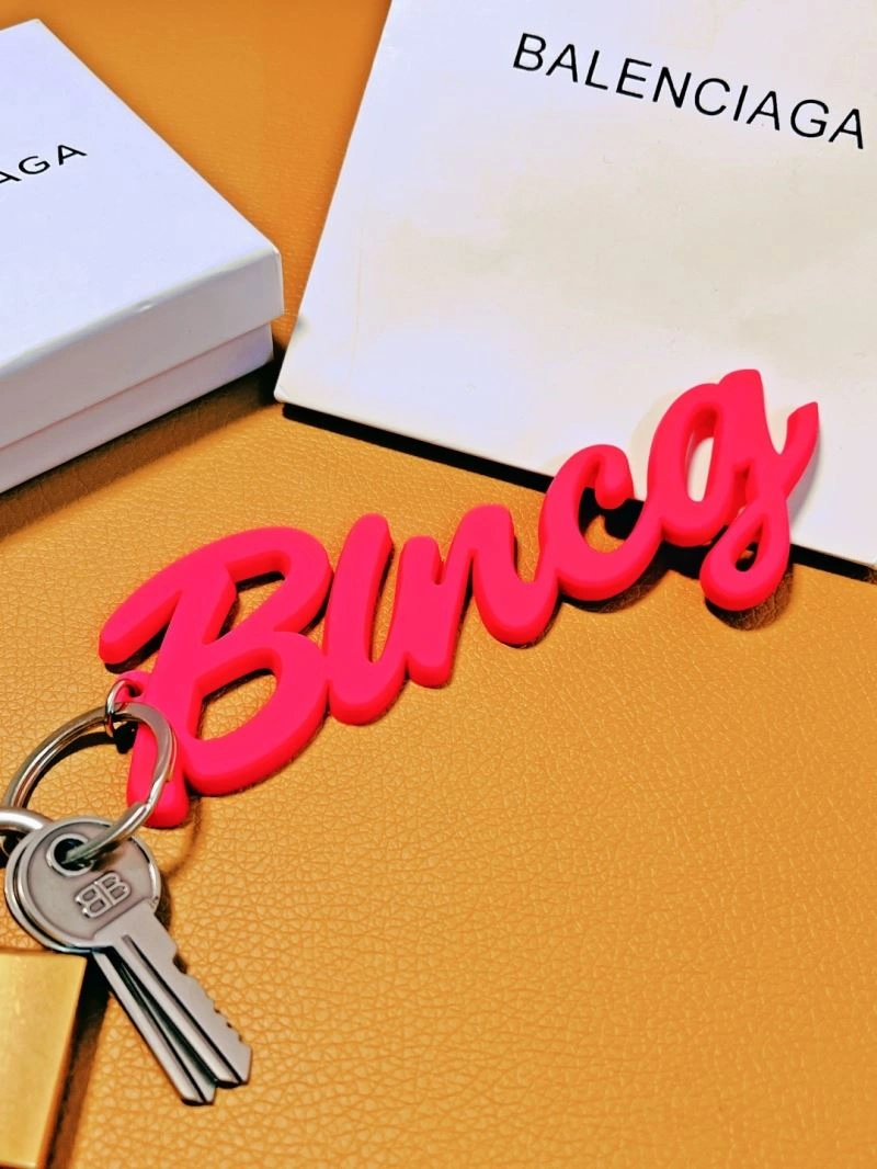 Exact replica Balenciaga Luxe Gold Keychain a Elegant Accessory for Style