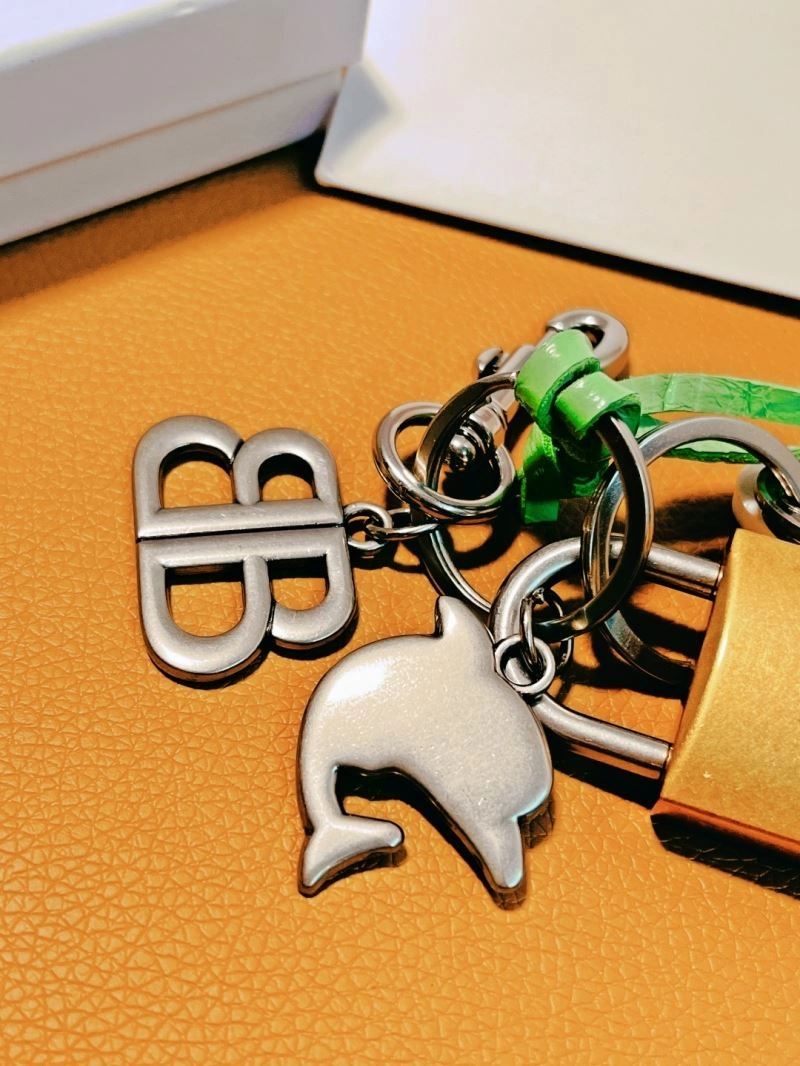 Budget-friendly Balenciaga Luxe Gold Textured Keychain - Elegant Accessory