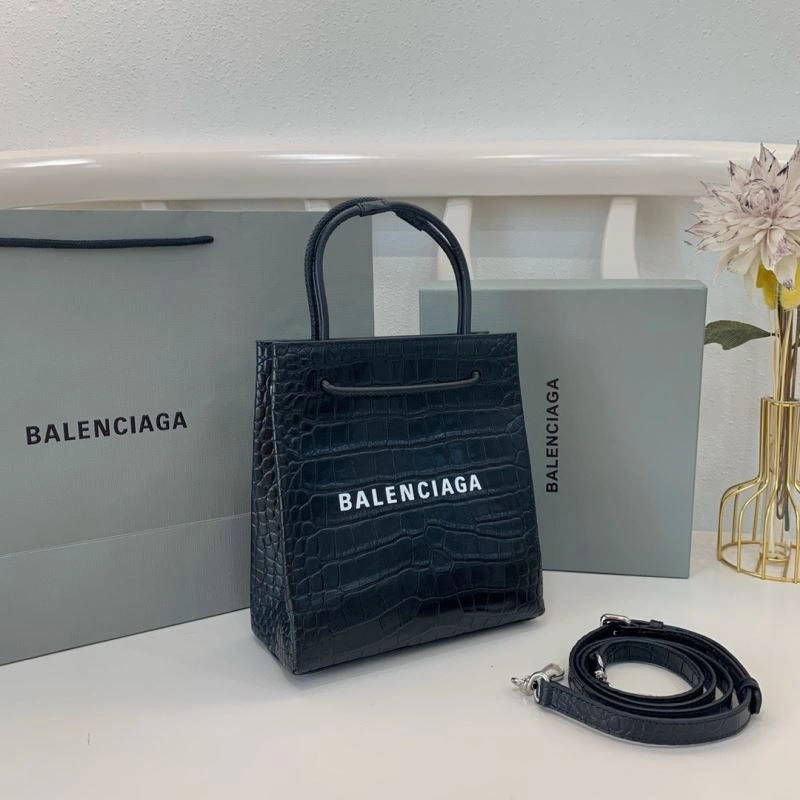 Cut-rate Balenciaga Luxury Balenciaga Crocodile Pattern Shopping Bag - Black
