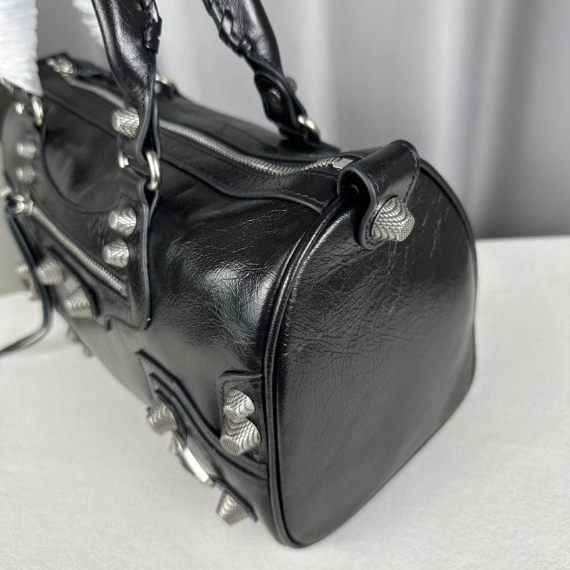 Affordable Balenciaga Luxury Italian Crackled Leather Travel Bag with Detachable Strap